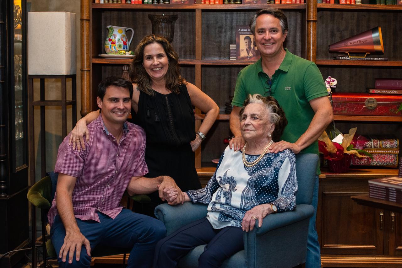 Social: confira o pré-lançamento da biografia de Lucília Junqueira de ...